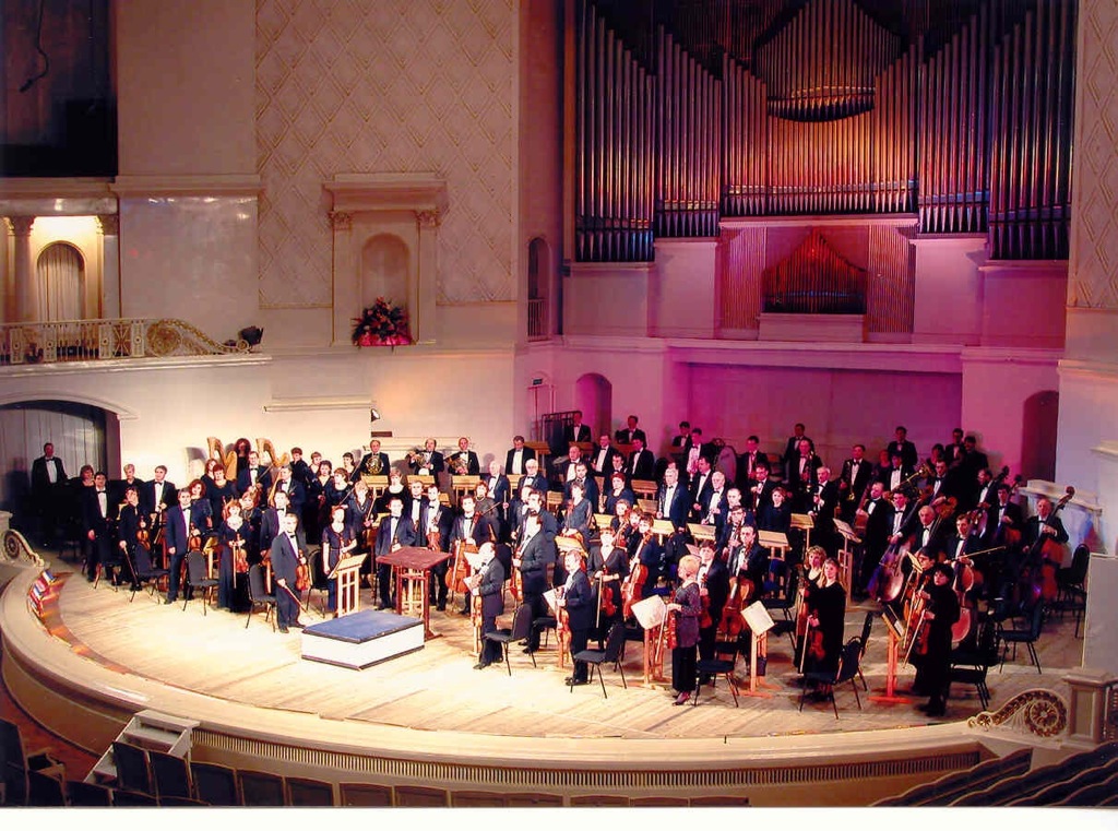 Moscow Philharmonic Orchestra - Hutchison Entertainment Group